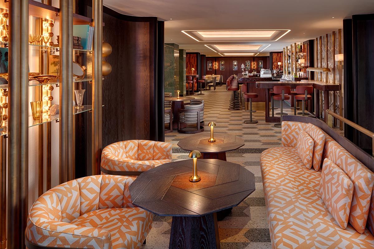 Alcron Bar